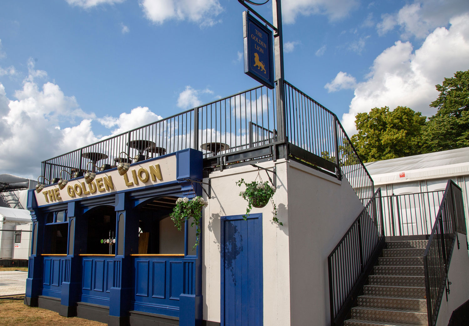 The Golden Lion - Pop Up Pubs